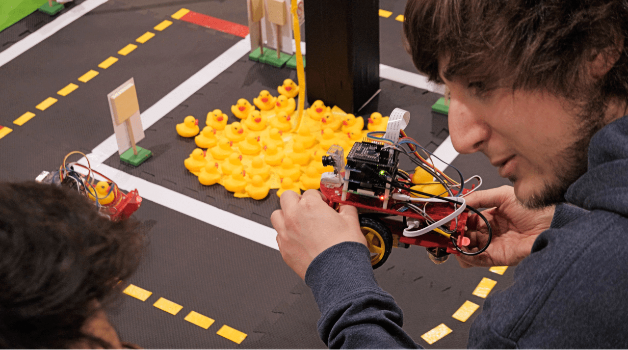 Start learning with Duckietown: first steps for makademics